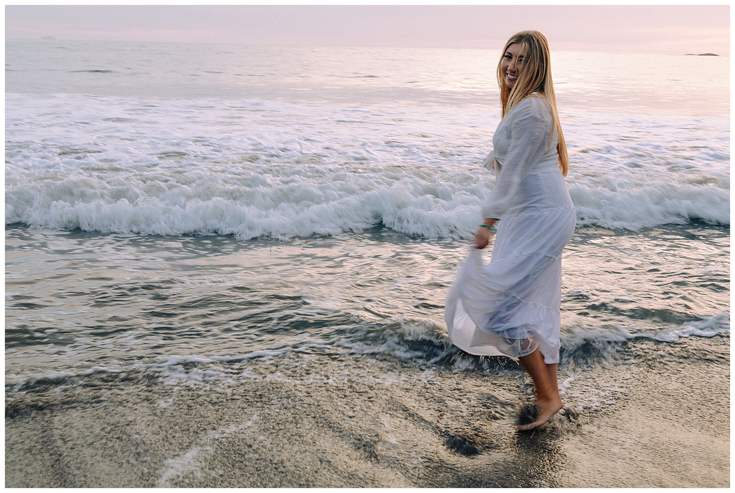 5 Creative Senior Poses to try at your next senior session ...